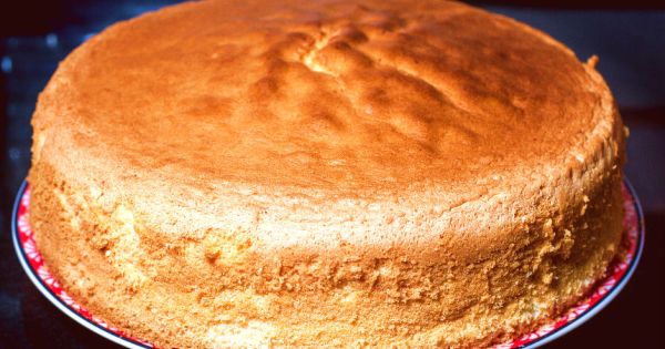 Yumuşacık Pandispanya (Pasta Keki) Tarifi, Nasıl Yapılır? (Resimli ...