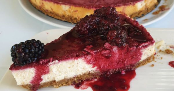 Very Berry Cheesecake Tarifi, Nasıl Yapılır? - Yemek.com