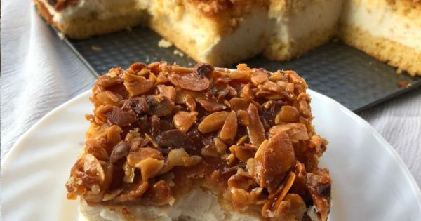 Ballı Bademli Pasta Tarifi, Nasıl Yapılır? - Yemek.com