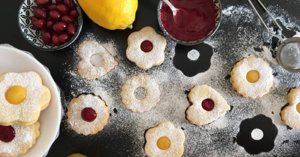 Linzer Kurabiye Tarifi, Nasıl Yapılır? - Yemek.com