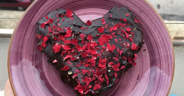 Çikolatalı Kalp Tatlısı Tarifi, Nasıl Yapılır? -Yemek.com - Yemek.com