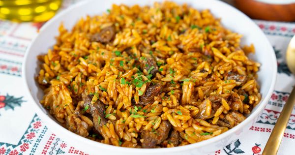 Etli Şehriye Pilavı Tarifi, Nasıl Yapılır? (Resimli) - Yemek.com