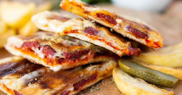 Bazlama Tost Tarifi, Nasıl Yapılır? (resimli) - Yemek.com