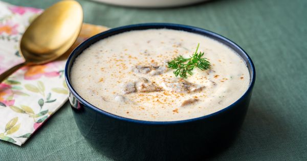 Sütlü Mantar Çorbası Tarifi, Nasıl Yapılır? (Videolu) - Yemek.com