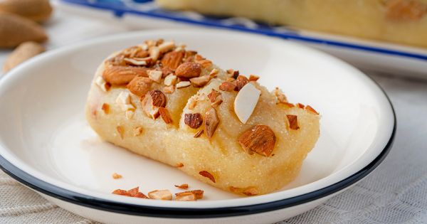 Kahta Bademli İrmik Helvası Tarifi, Nasıl Yapılır? (Videolu) - Yemek.com