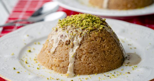 Tahinli İrmik Helvası Tarifi, Nasıl Yapılır? (Videolu) - Yemek.com