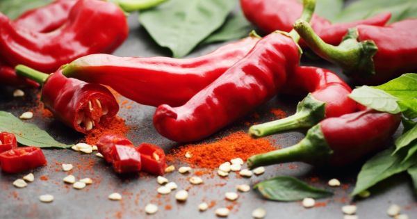 Acı Biberin Faydaları Nelerdir? Nasıl Tüketilmeli? - Yemek.com
