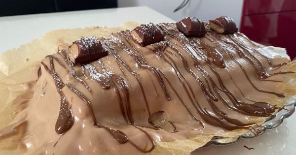 Kinder Bueno'lu Rulo Pasta Tarifi, Nasıl Yapılır? - Yemek.com