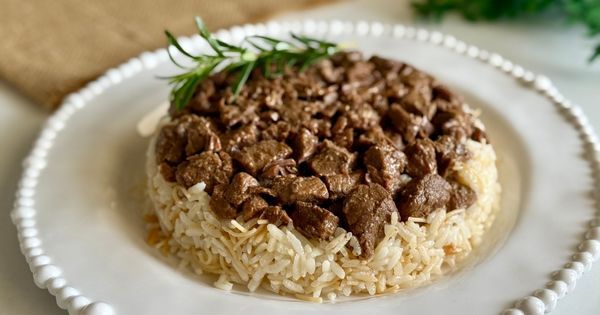 Pilav Üstü Et Tarifi, Nasıl Yapılır? (Resimli) - Yemek.com