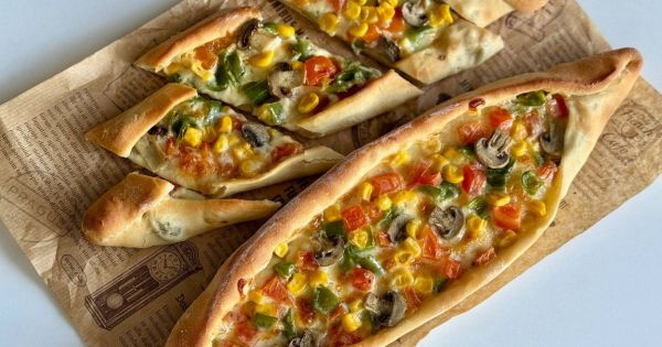 Sebzeli Pide Tarifi, Nasıl Yapılır? (Resimli) - Yemek.com