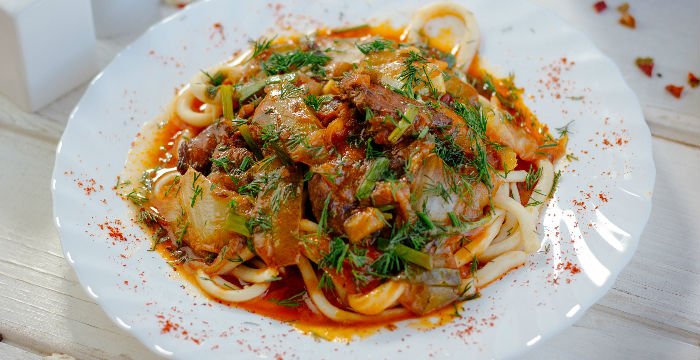 Uygur Yemeği Lağman (Legman) Tarifi, Nasıl Yapılır? - Yemek.com